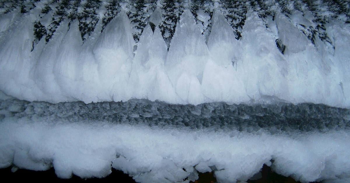 Cable studies with rain, wind and ice