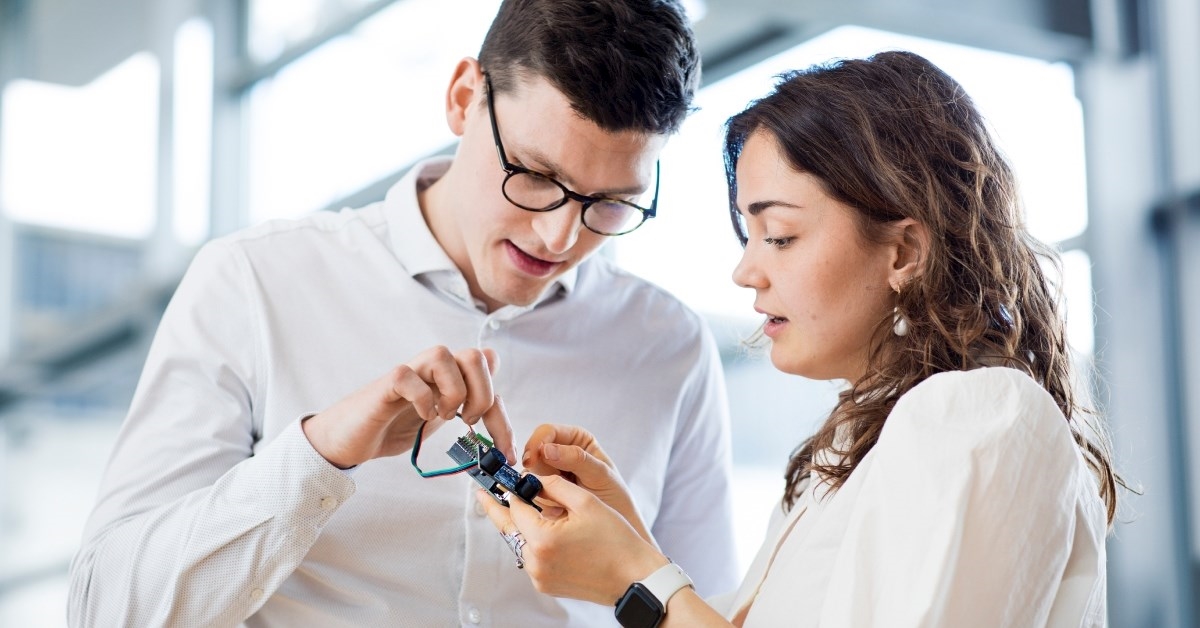 Digital Factory Acceleration: Digital innovation in production